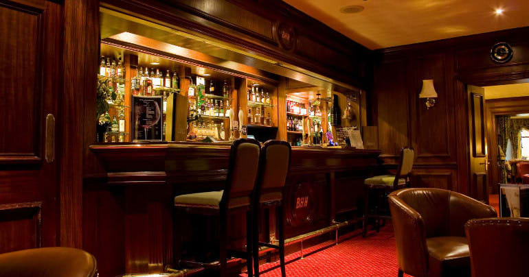 Hotel Bars Swindon | Bar Menus | Blunsdon House Hotel